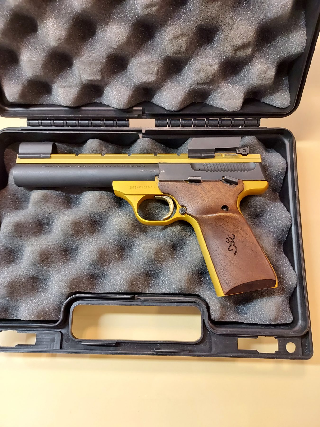 Armes à feu de poing